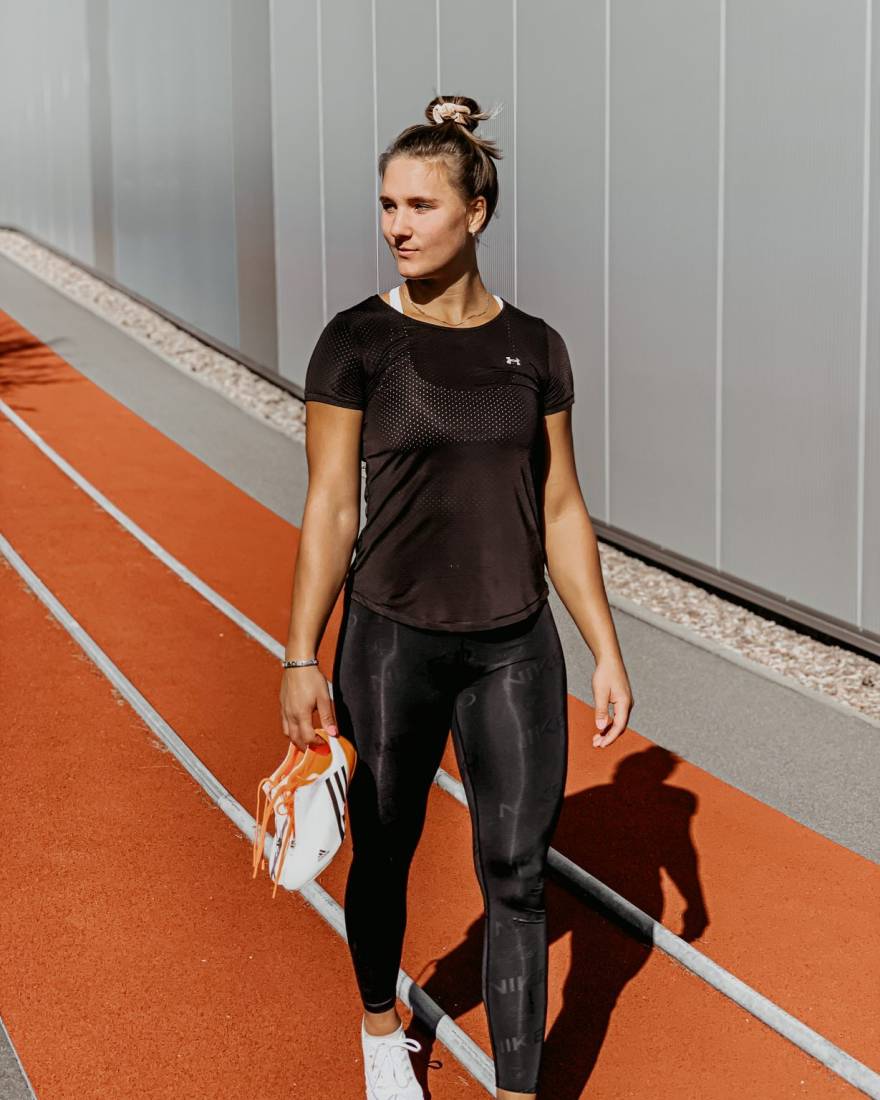 Bob-Olympiasiegerin Lisa Buckwitz im Sporthilfe-Porträt ...